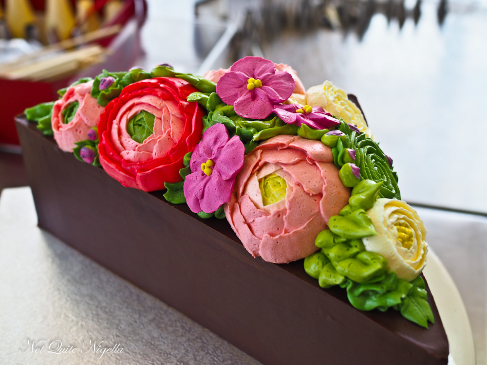 Tutorial For Buttercream Flowers Rununculus Sweet Pea Cactus Succulent ...