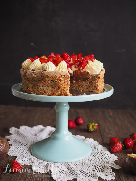 Mostachon Mexican pavlova @ Not Quite Nigella