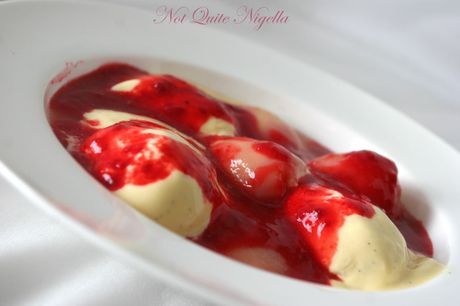 Recipe: Peach Melba from Nigella Lawson Feast @ Not Quite Nigella