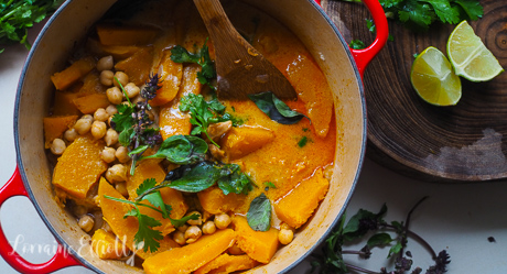 Easy Thai Red Curry With Pumpkin & Chickpea @ Not Quite Nigella